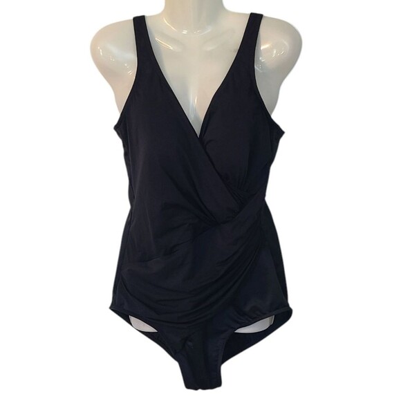 Miraclesuit | Swim | Miraclesuit Oceanus Black Ruched Soft Cup Wireless ...